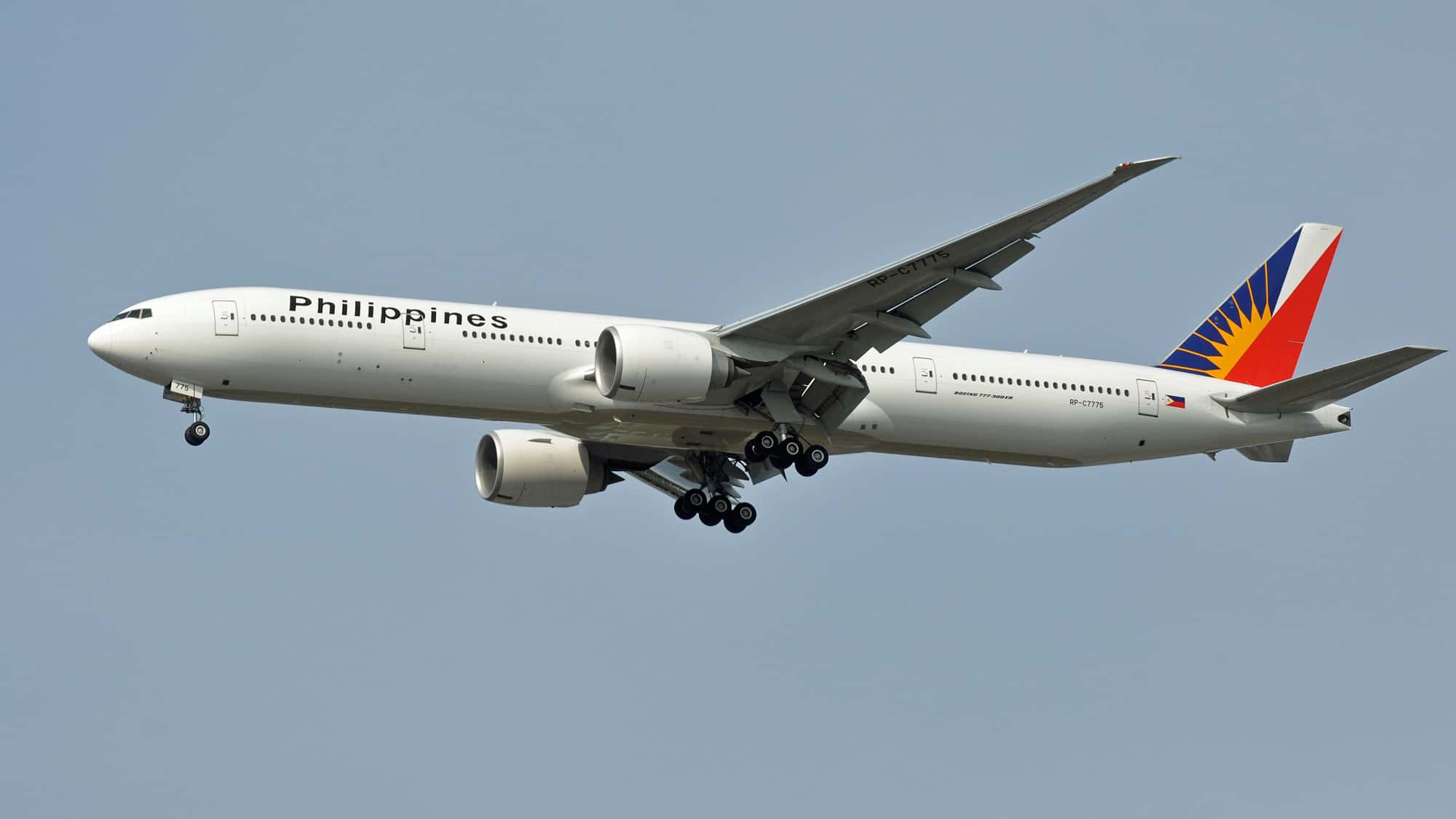 Philippines-Flug PR113: Flammen schlagen aus 777-Triebwerk