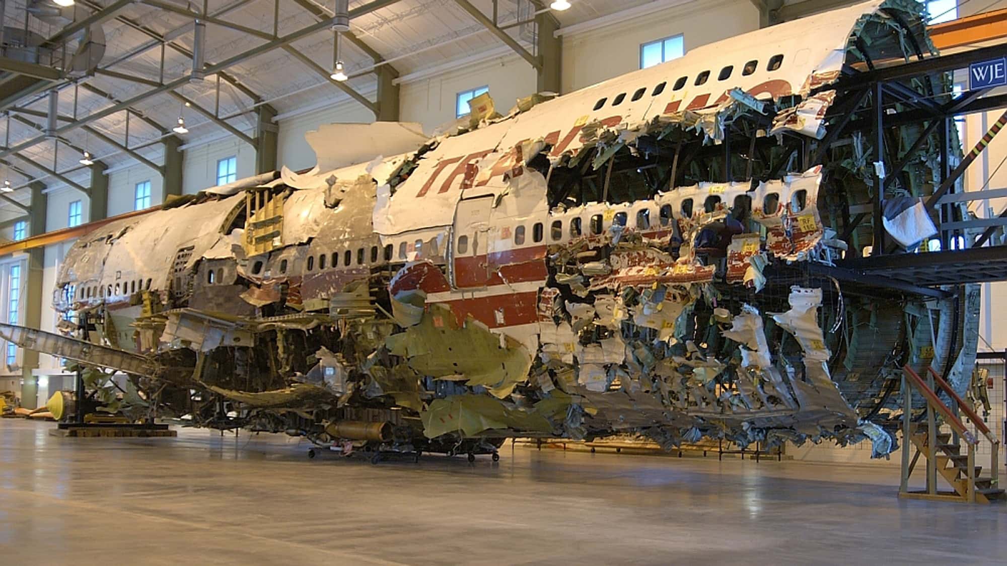 Wrack von Flug TWA800 wird verschrottet