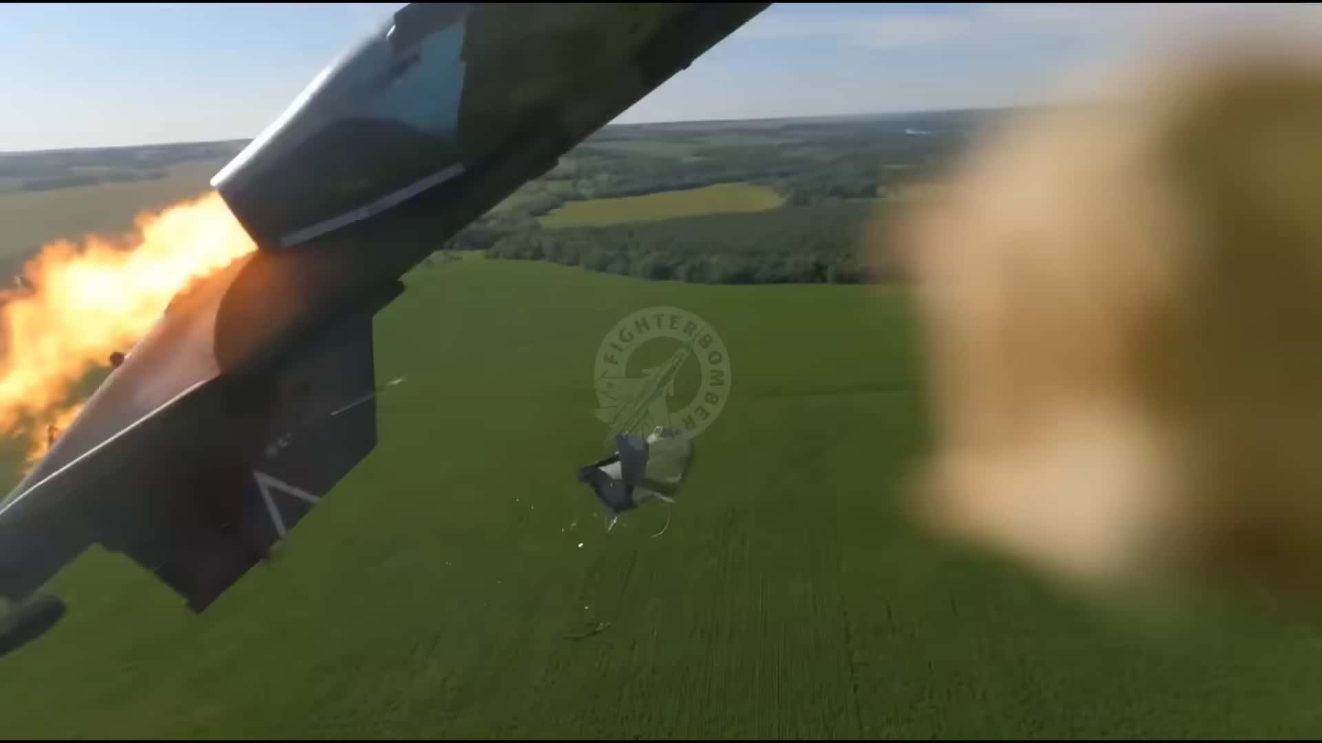 Brachial: Su-25-Pilot filmt eigenen Schleudersitz-Ausschuss