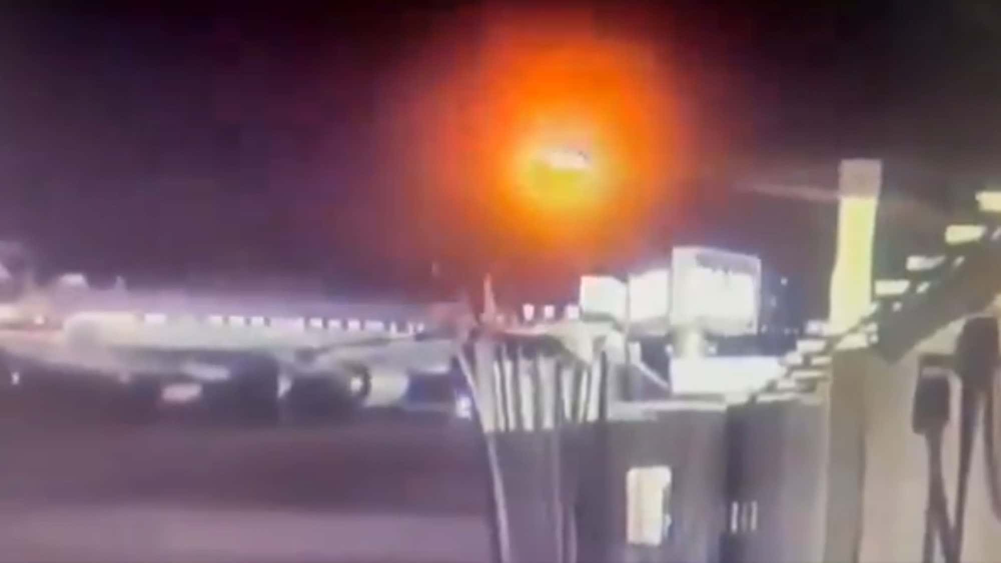 Airliner und Army-Hubschrauber kollidieren über Washington - keine ...