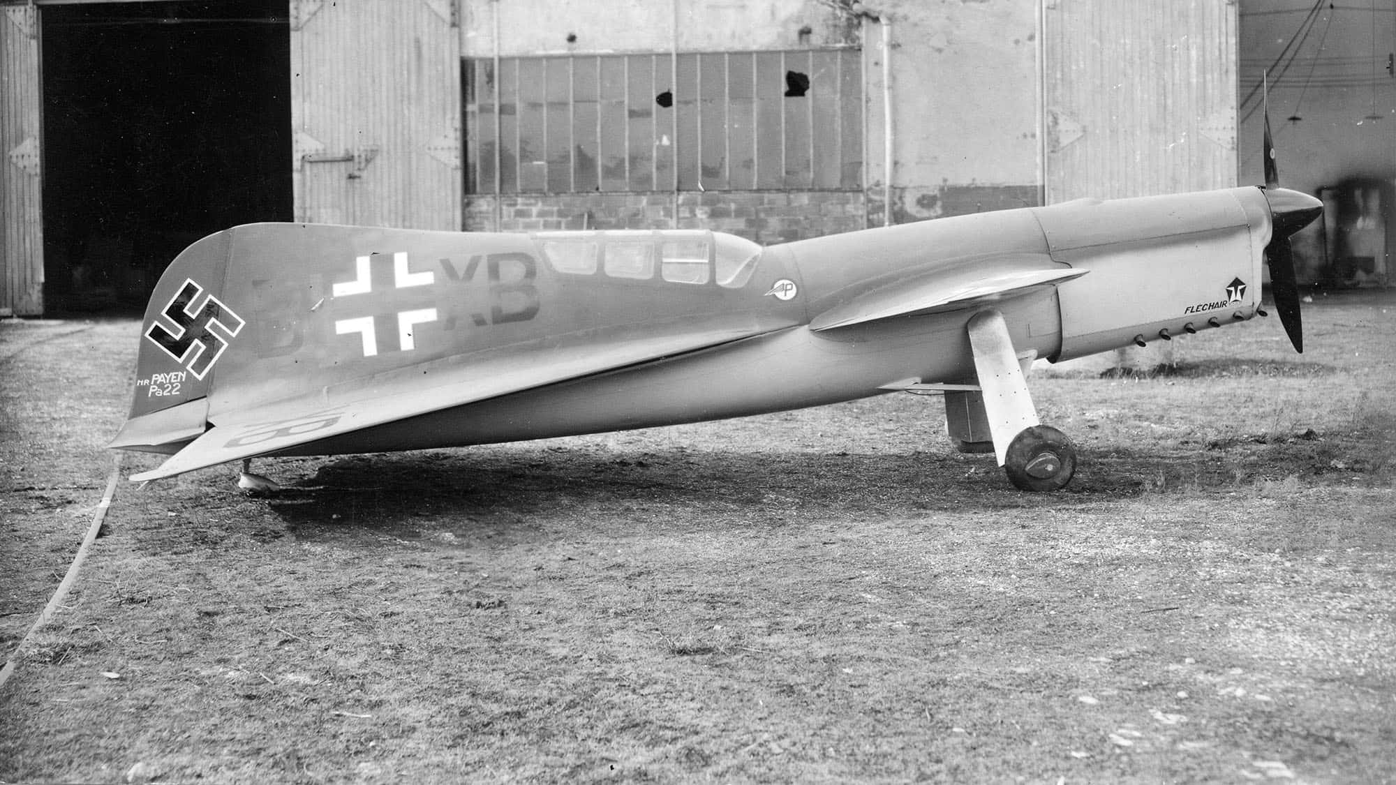 Rennflugzeug, Jäger und Delta-Jet: Die exotischen Fluggeräte des Roland ...