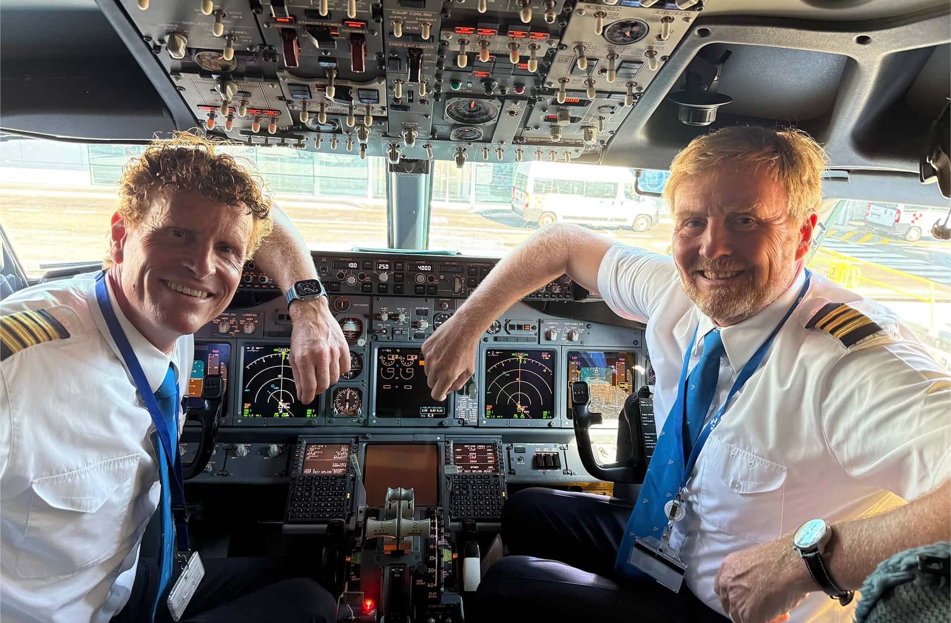 König Willem-Alexander lernt A321neo fliegen